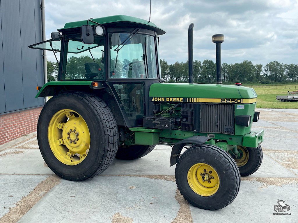 John Deere 2250 SG2 - Trekkerweb