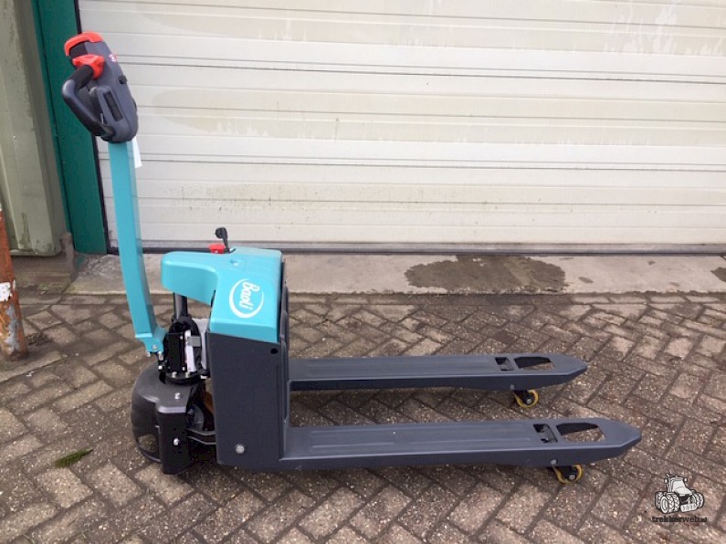 Baoli EP 15 WS electrische pallettruck met ingebouwde lader - Trekkerweb
