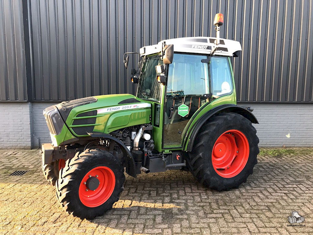 Fendt 209 F Vario Profi - Trekkerweb