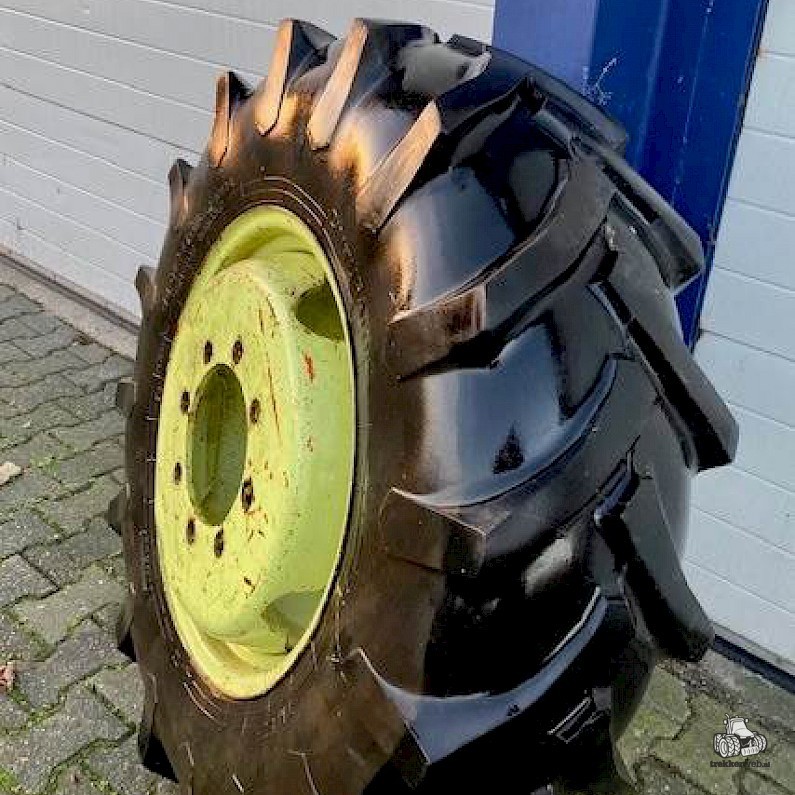 Pirelli 14.9R24 Band (MB Trac) - Trekkerweb