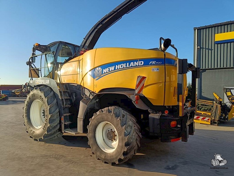 New Holland FR700 - Trekkerweb
