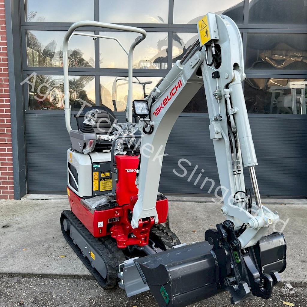 Takeuchi TB210R minigraver - Trekkerweb