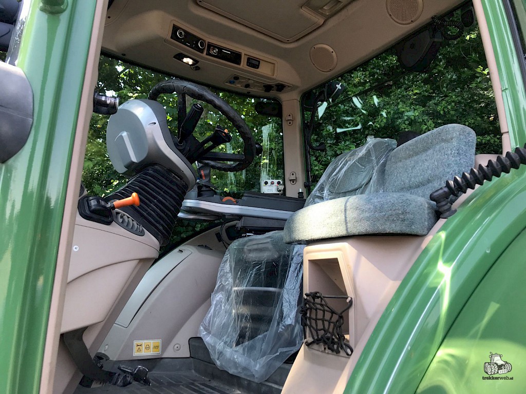 Fendt 516 Vario SCR Power - Trekkerweb