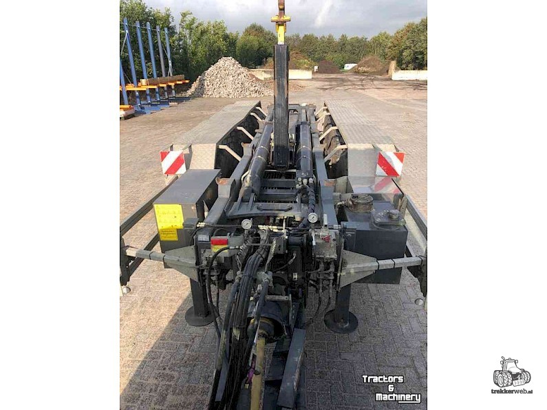 Toplift-Staja 30-67 haakarm - Trekkerweb