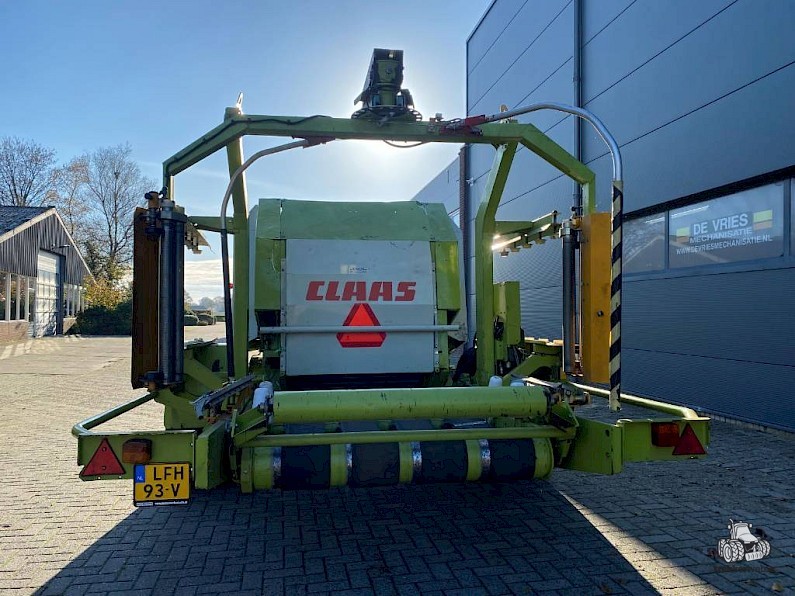 Claas Rollant 255 Uniwrap - Trekkerweb