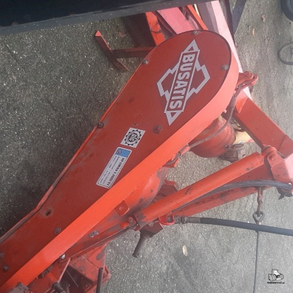 Busatis BM 1205 - Trekkerweb